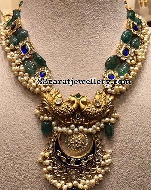 Emerald Drops Round Small Pearls Set - Jewellery Designs