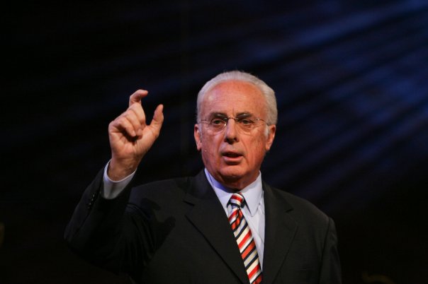 Fanatic for Jesus: Dr. John MacArthur and Think Tanks