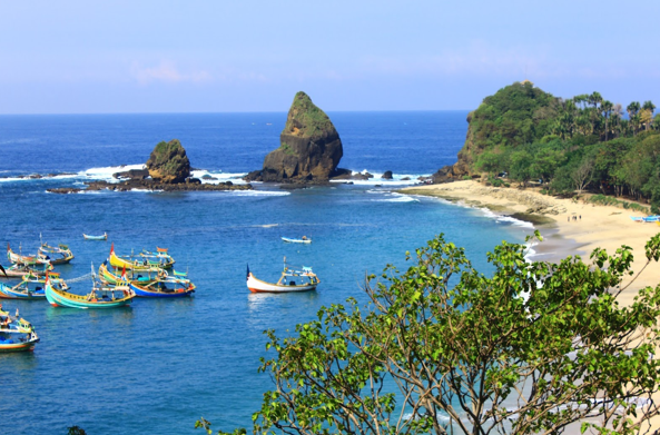 Pemandangan Pantai Papuma Jember Jawa Timur Yang Menawan | To Wisata