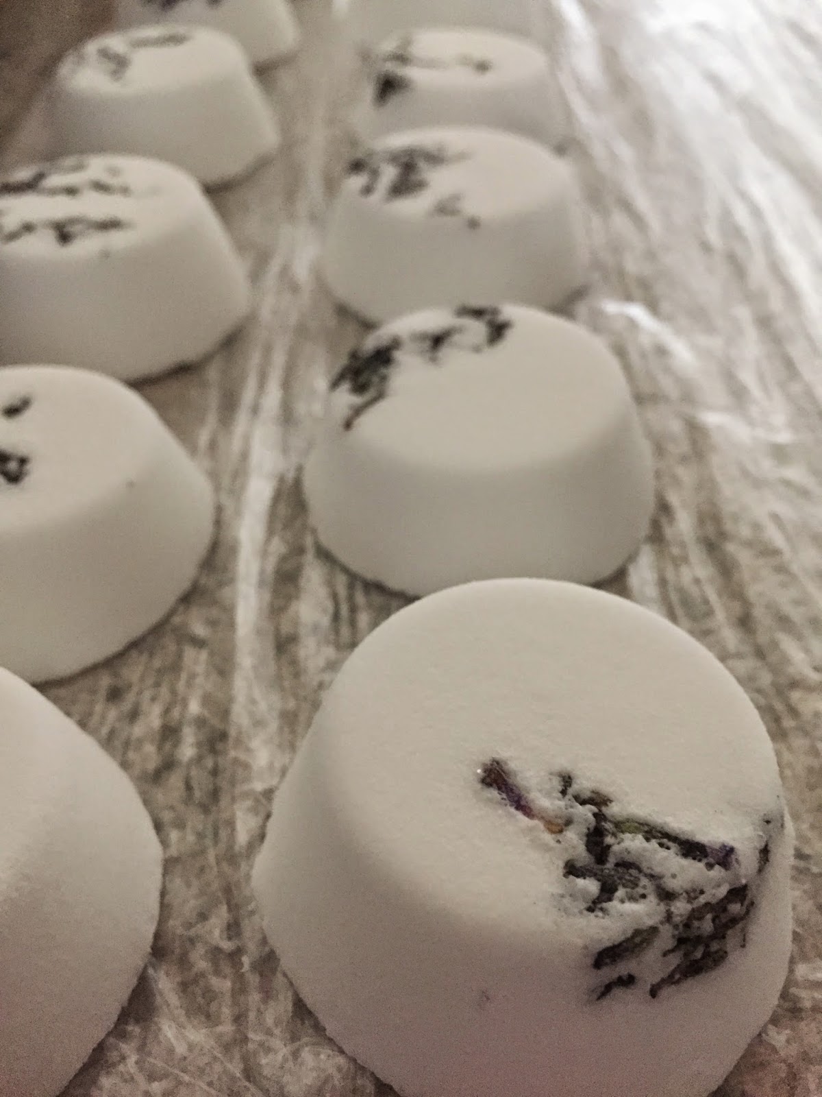 DIY Lavender Bath Fizzies/Bombs - Hey, Kimberlea