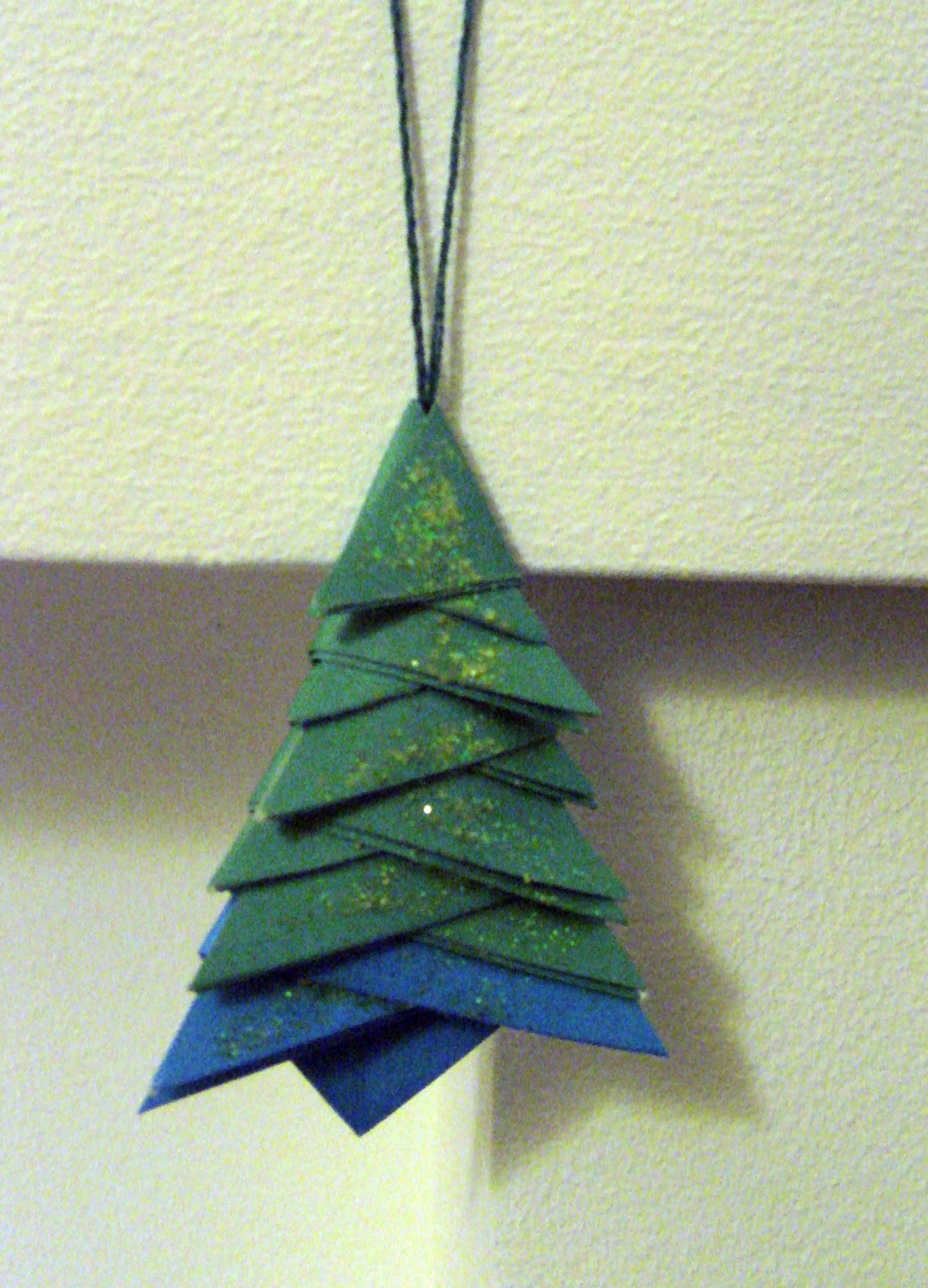 Liuba's Blog: Bradut - origami!