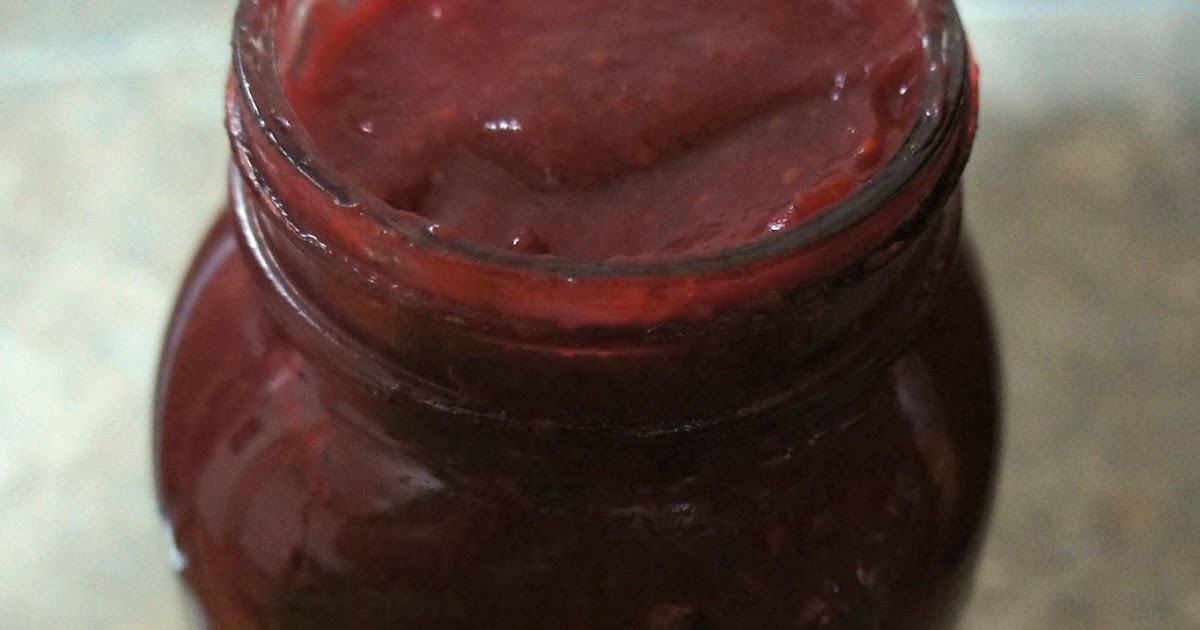 Savory Sweet and Satisfying: Crock Pot Raspberry Applesauce