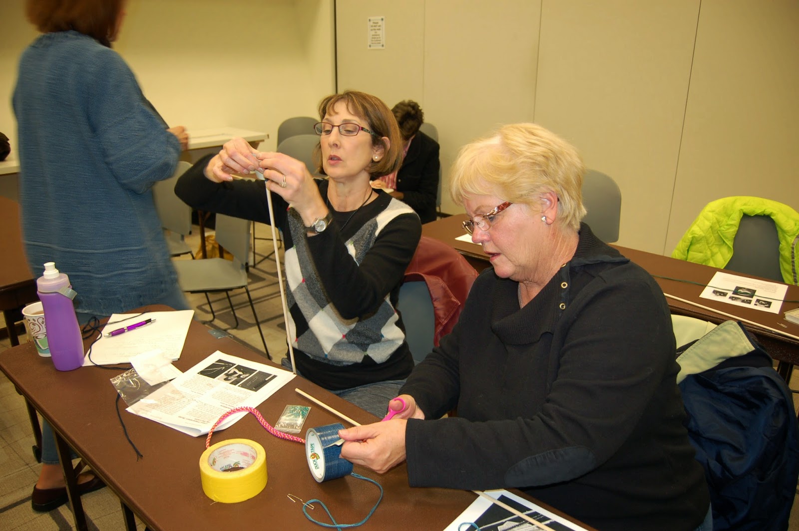 Reno Fiber Guild: Bow Loom Weaving