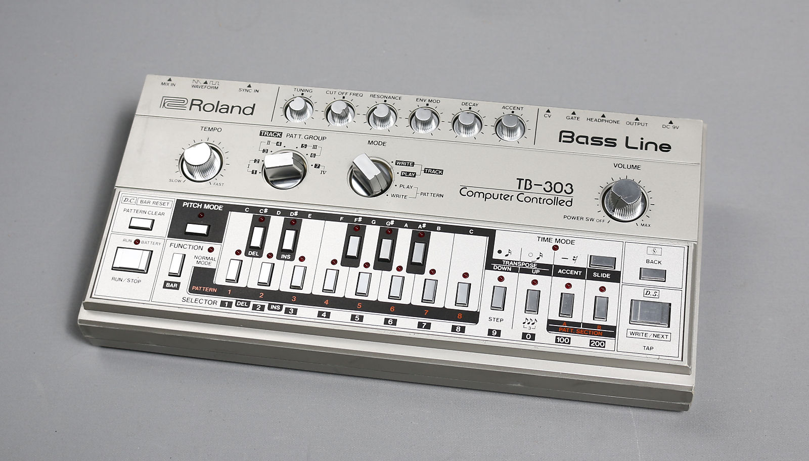 MATRIXSYNTH: Roland TB-303 w/ Original Gig Bag