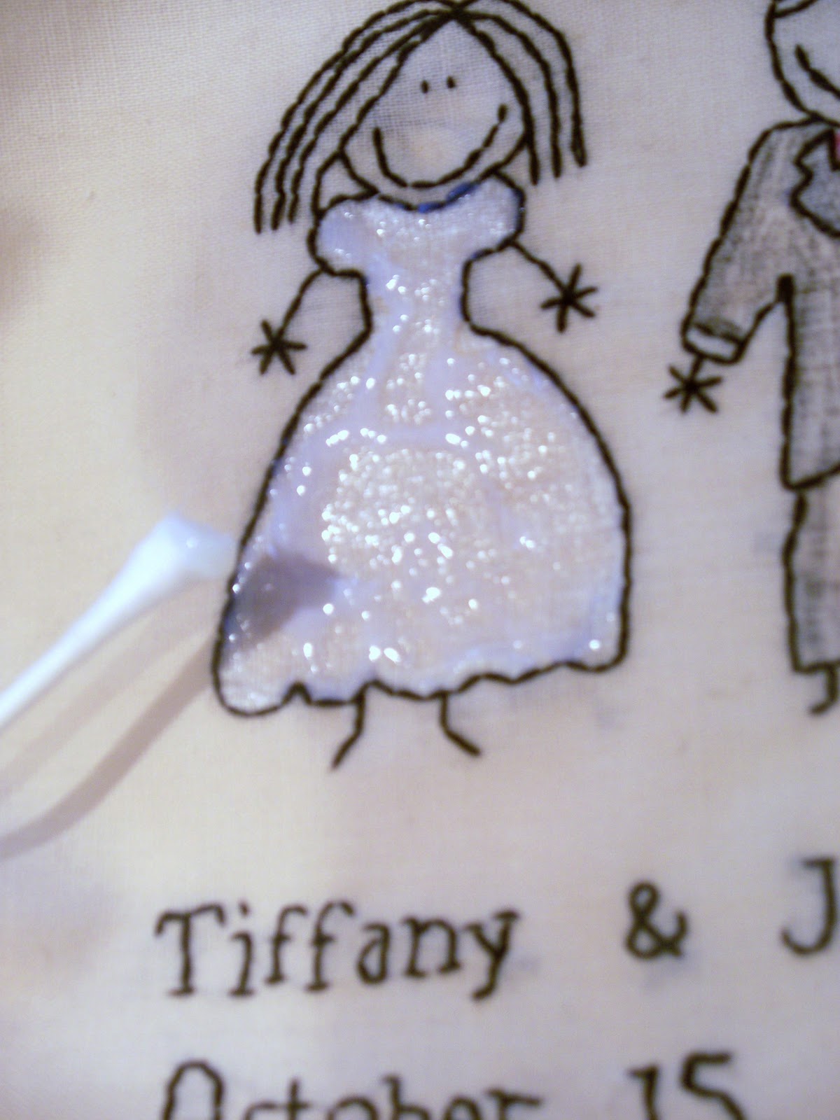 Wedding Stitchery - with free pattern - Adventures of a DIY Mom