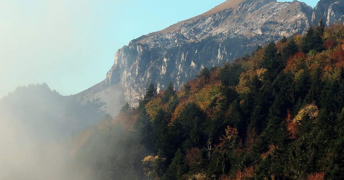 trekking de bernard: Bouclette d'automne en Chartreuse : Roche Veyrand