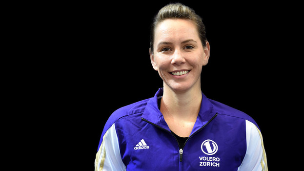 Lesão de Karakoyun traz Ozdemir de volta ao Vitra. Fabíola a substitui ...