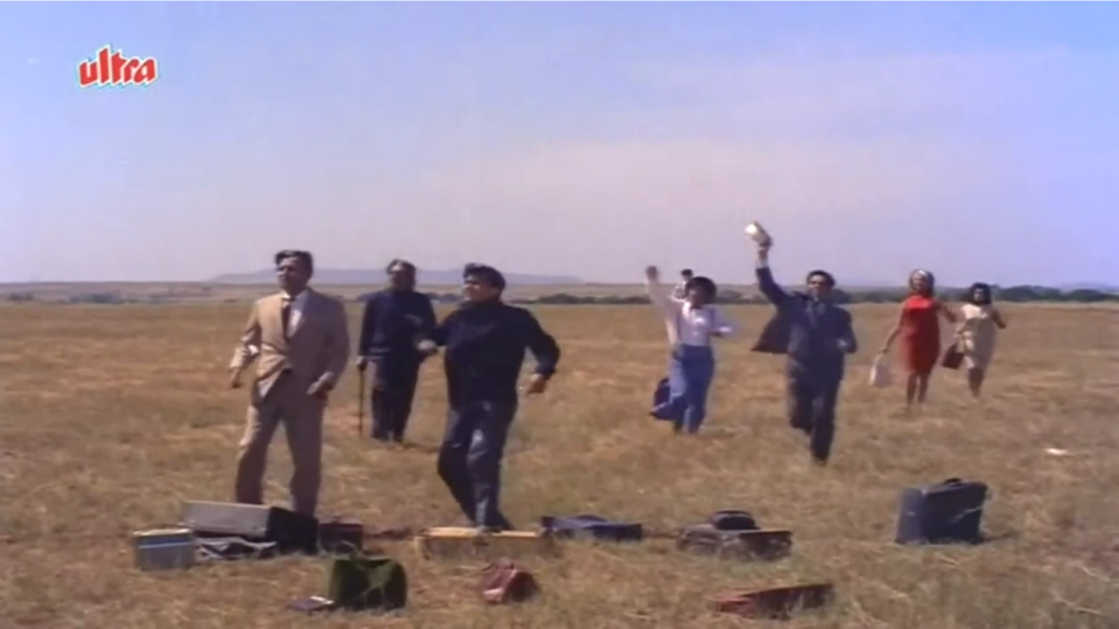 Tarun Bose and the World of Cinema: Gumnaam - My Father's First Colour Film