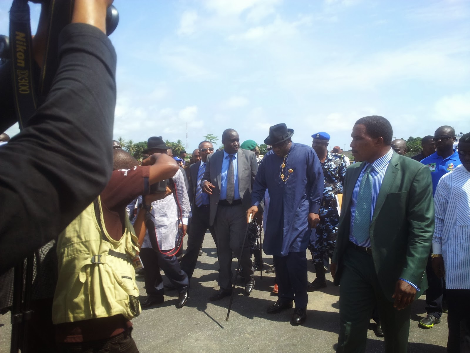 Inside Bayelsa: GOV HENRY SERIAKE DICKSON'S THANKS YOU TOUR IN PICTURES ...