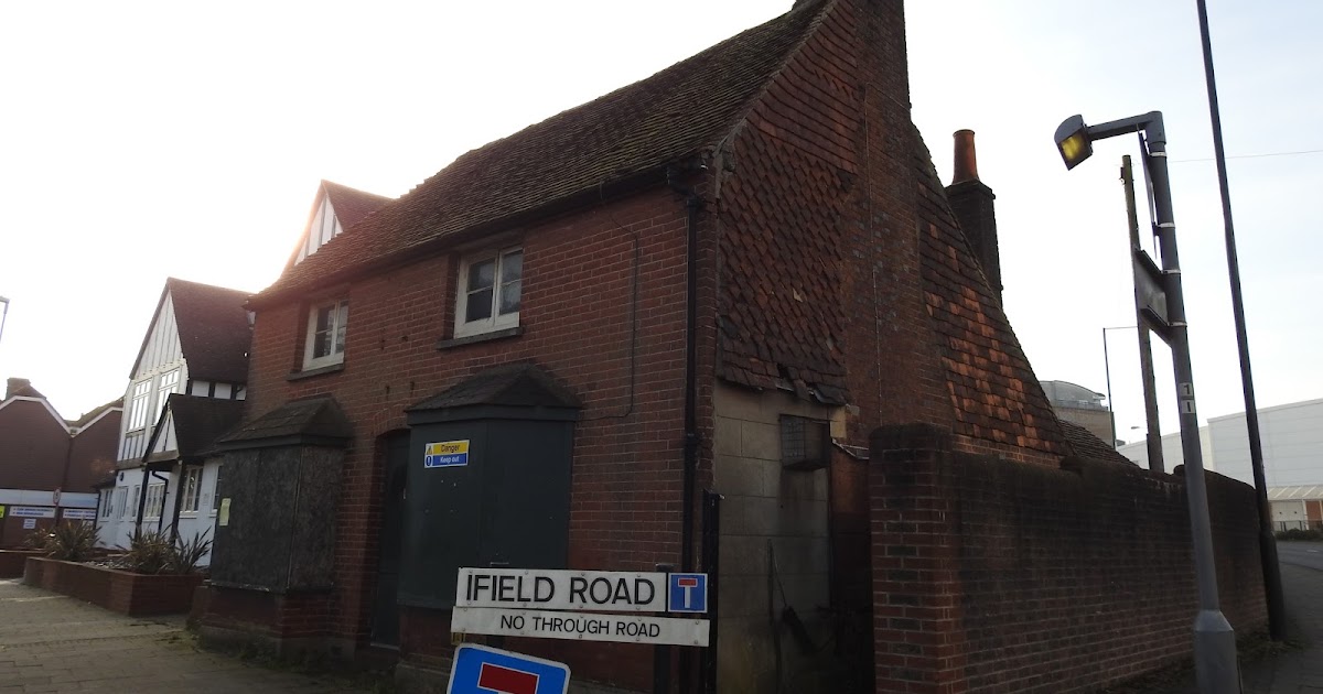 Crawley Old Town: FIVE PICTURES: 10 Ifield Road