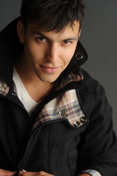 Gus Carr | Celebrities Photos Hub