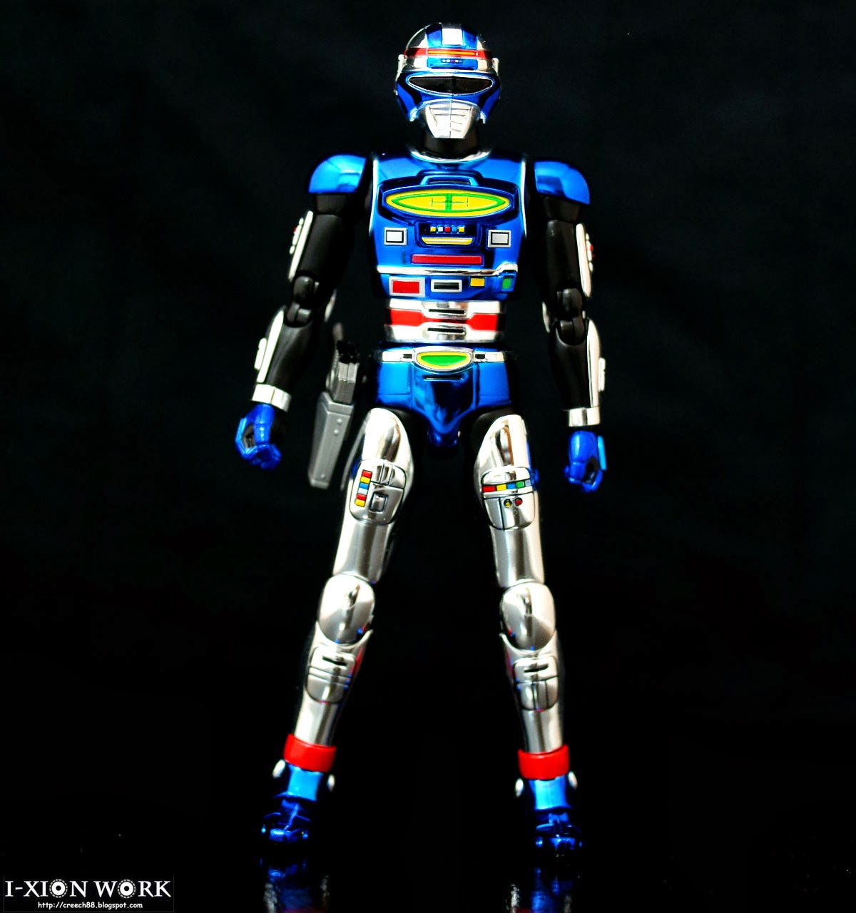 一眼看穿: S.H.Figuarts - 魂 Web 限定 宇宙刑事シャイダー / 宇宙刑事 Shaider