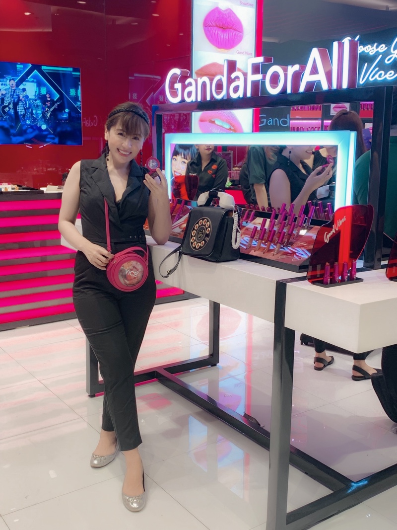 VICE Cosmetics Aura Collection #GandangPangAura - Rochelle Rivera