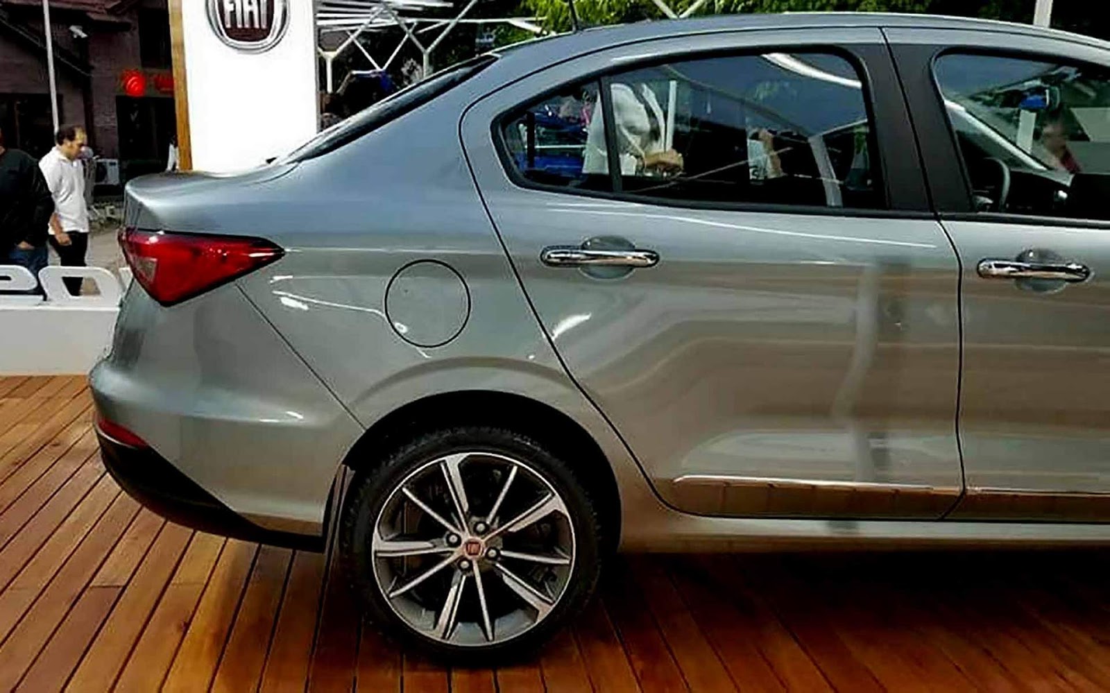 Fiat Cronos Precision é mostrado ao público na Argentina