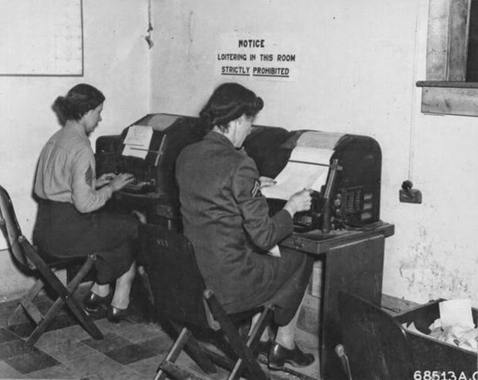 Taipei Signal Army: The Model 15 By Teletype Corporation: The Machine ...