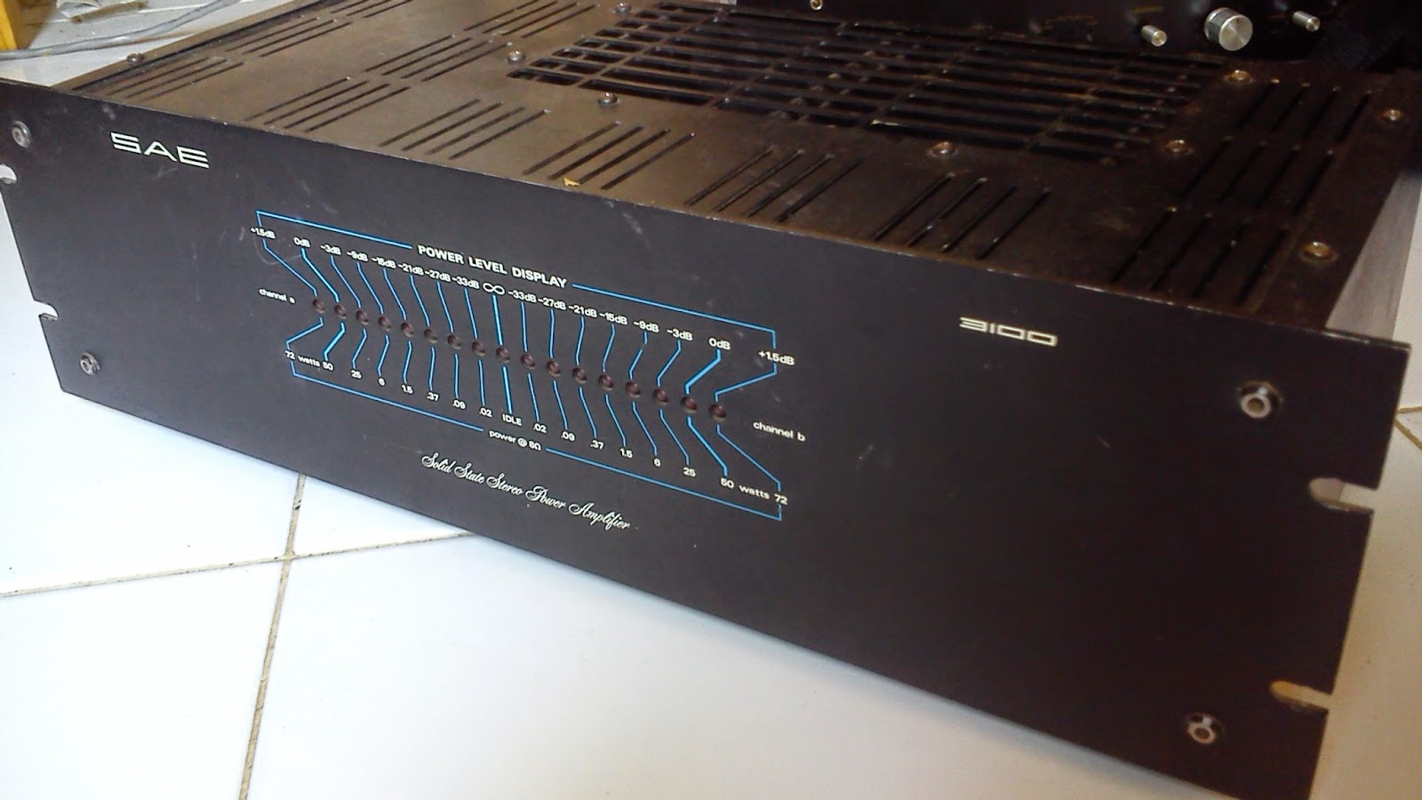 FIGOAUDIO GALERI AUDIO VIDEO: Power Amplifier SAE 3100