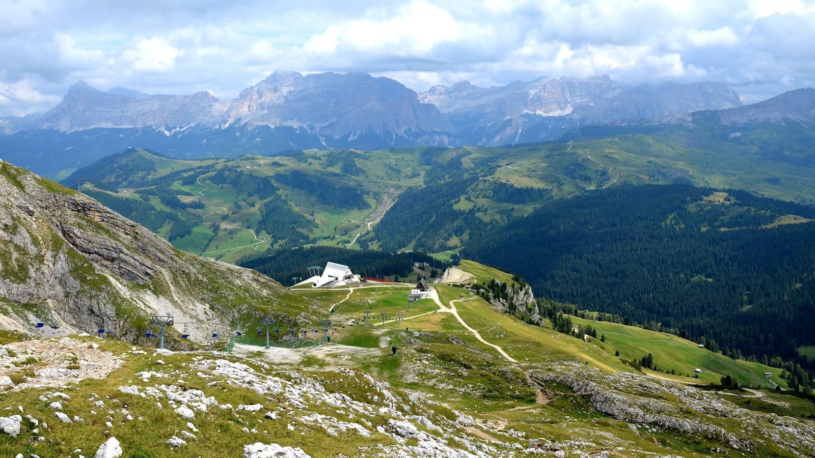 Rifugio Kostner: escursione da passo Campolongo