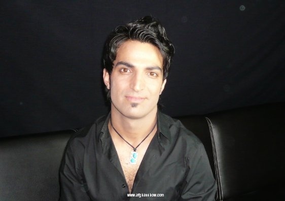 Homayoun Derakhshan Afghan Music Singer Fashion | Afghan Showbiz