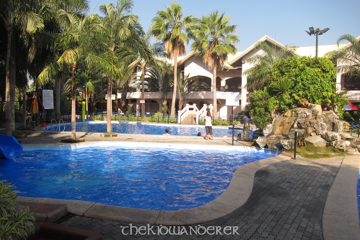 SUMMERRIFIC AT WATER CAMP RESORT IN KAWIT CAVITE | THEKIDWANDERER