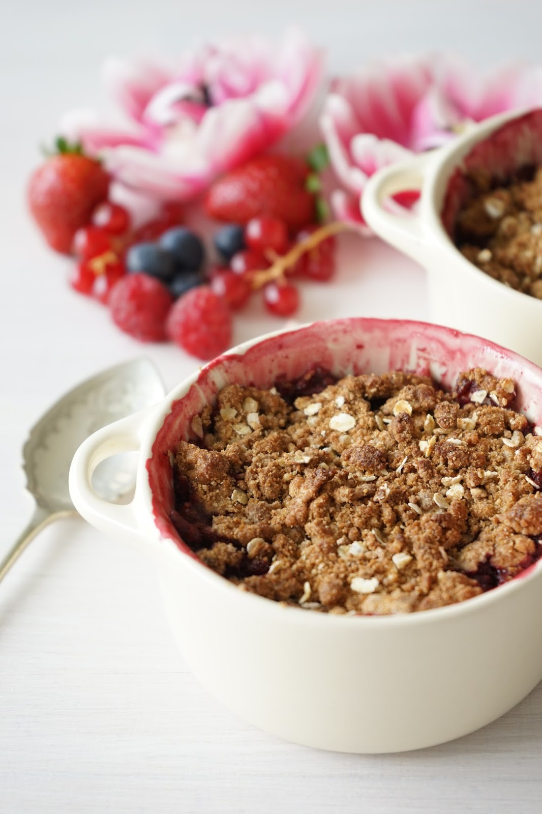 The Cook Time: Crumble sans beurre aux fruits rouges et myrtilles
