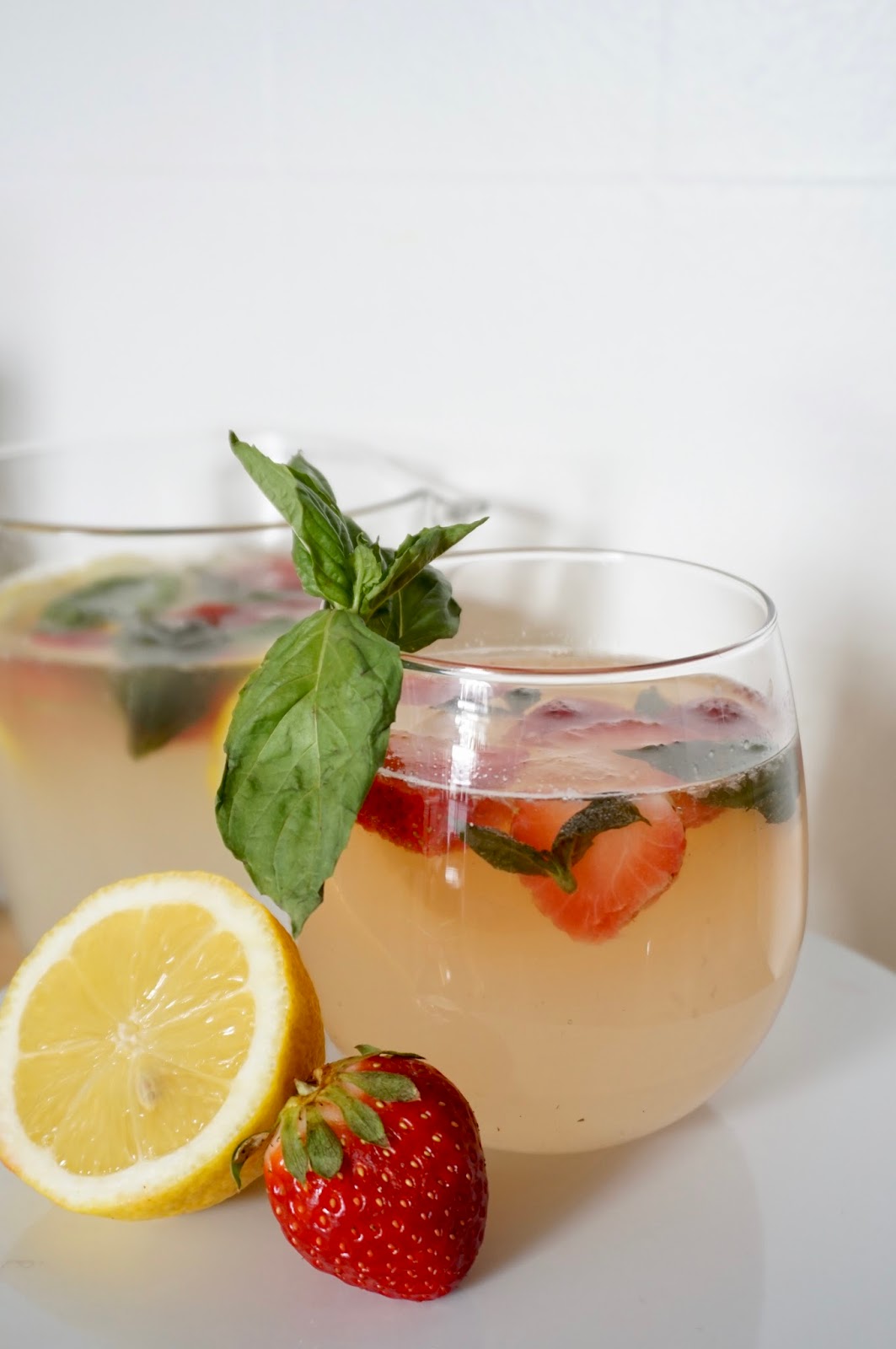 5 Lemonade Recipes To Try For National Lemonade Day - TfDiaries