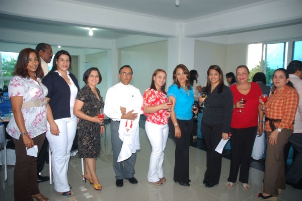 UAPA TE INFORMA: UAPA INAUGURA EDIFICIO ADMINISTRATIVO EN LA SEDE-SANTIAGO