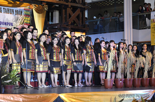 JD.floyd pictures: Penampang Harvest Festival 2012