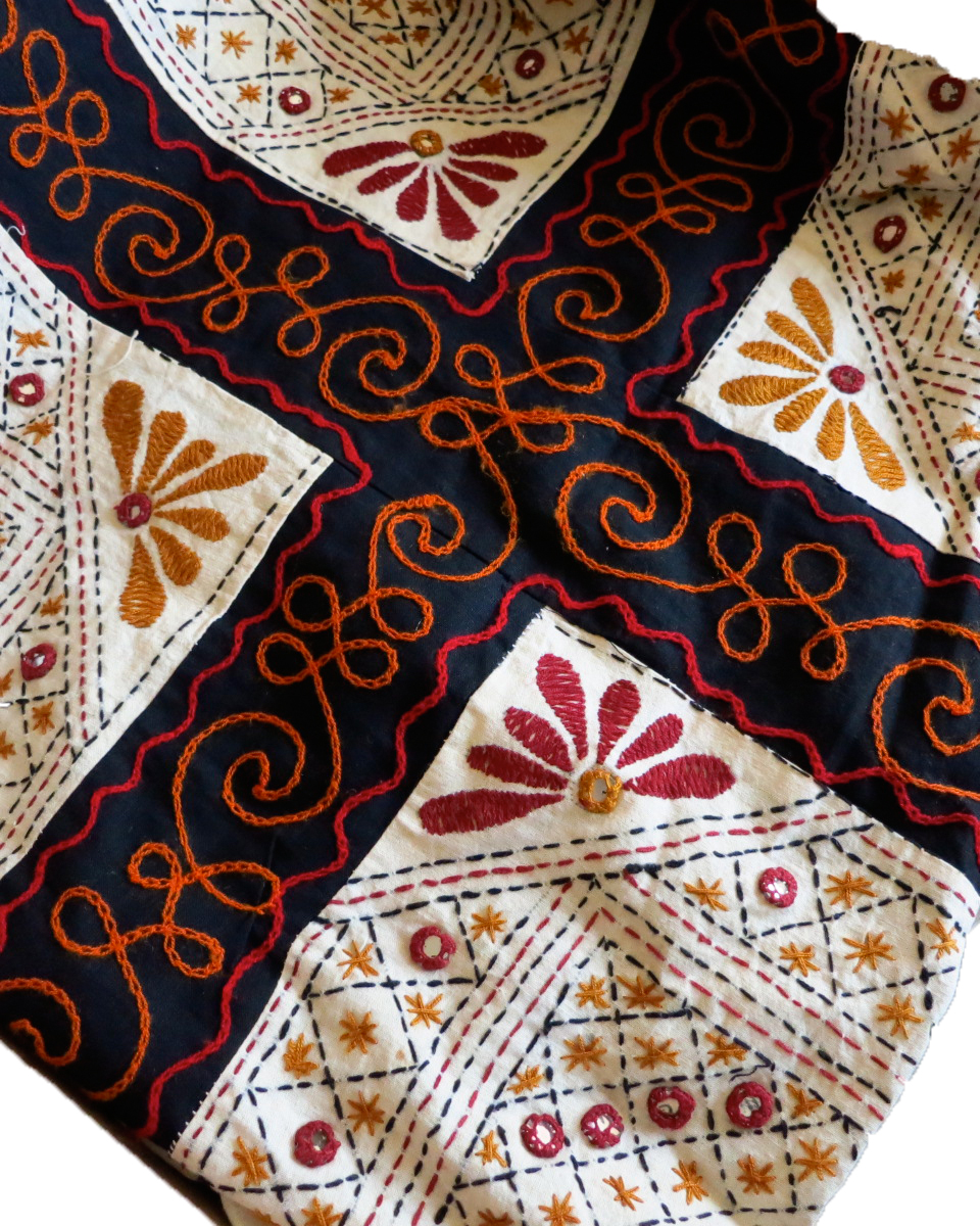 Dharmakarmaarts: Shisha (Mirror) Embroidery