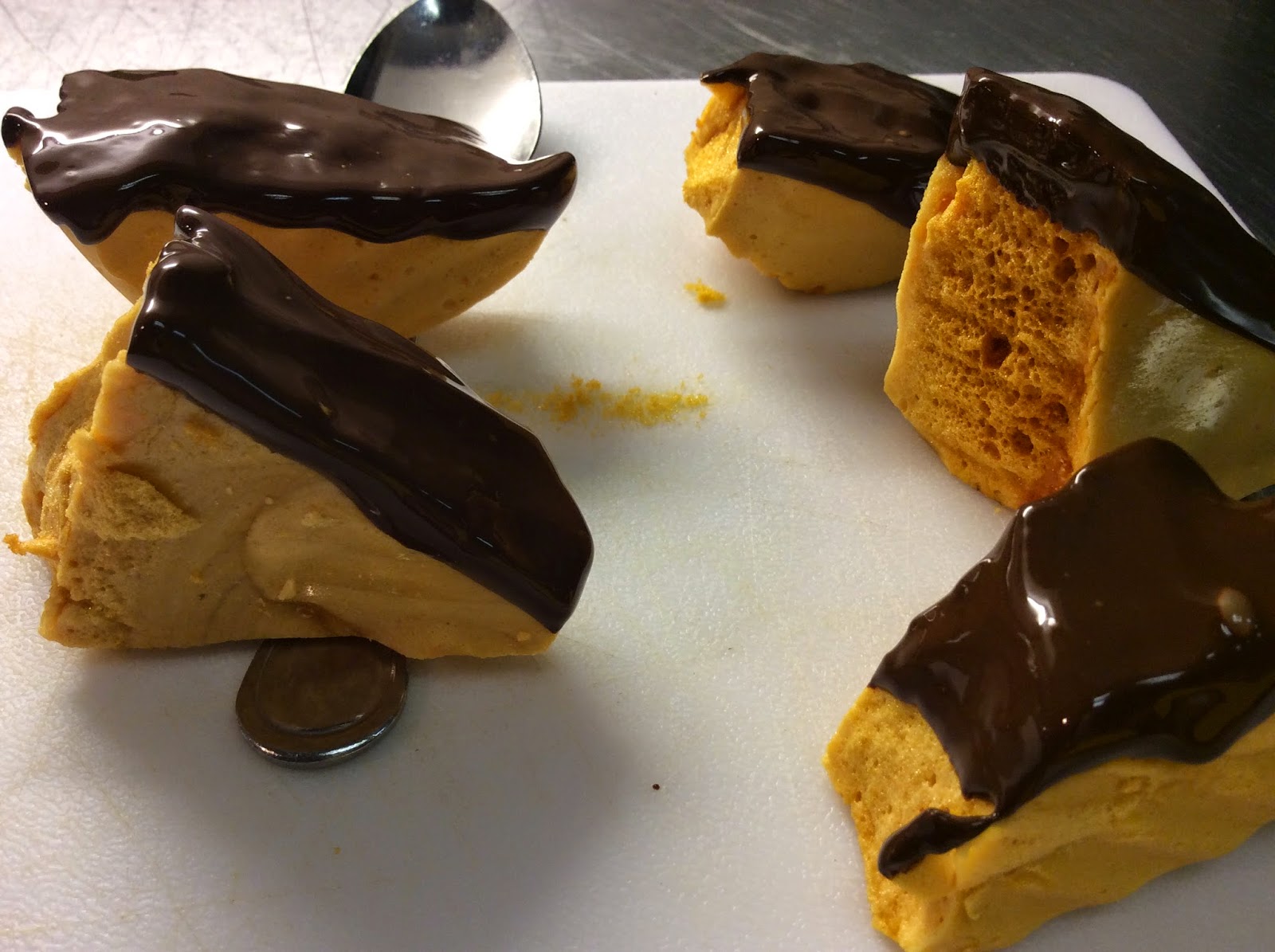 le sacristain: tire éponge genre crunchie