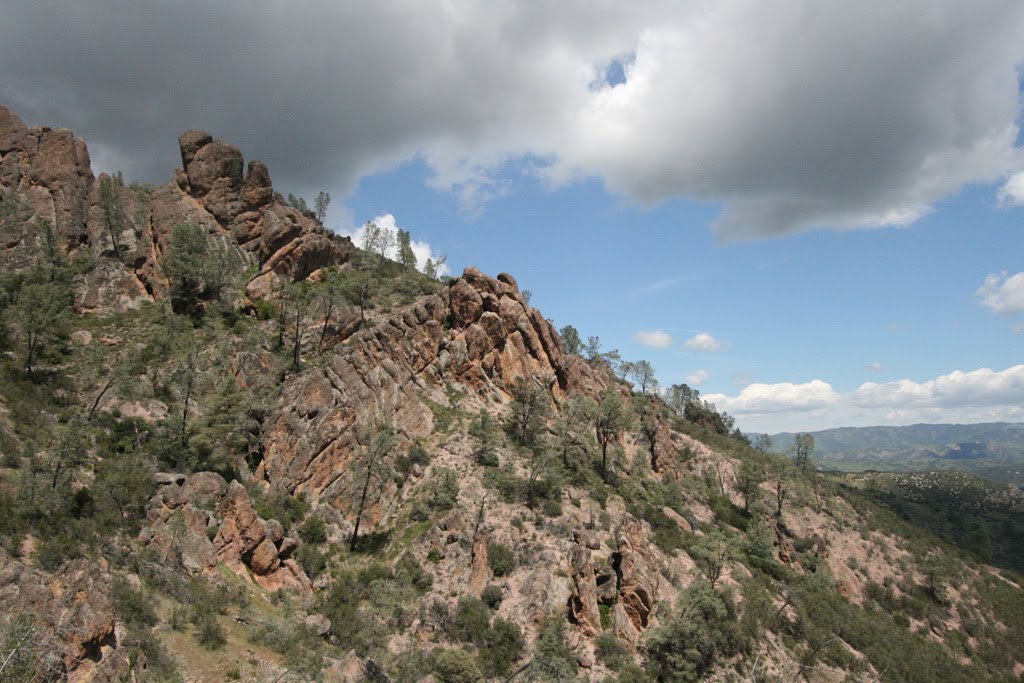 Dennis Strelow: Pinnacles National Monument