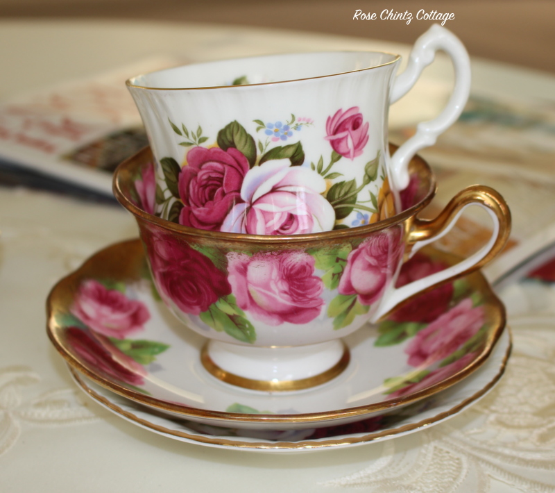 Rose Chintz Cottage: Old English Roses for Tea Time
