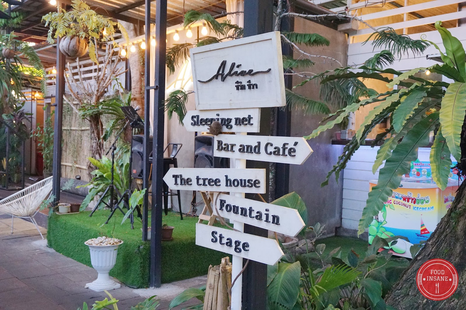 FOOD INSANE: Alive Cheewit Cheewa @ Hatyai, Thailand