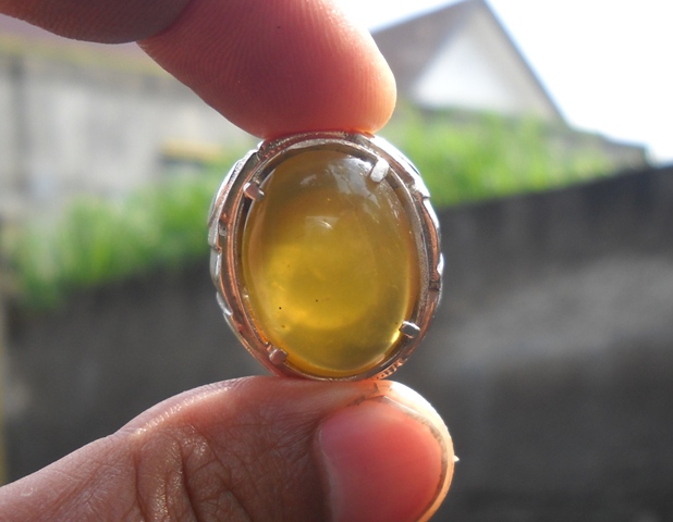 Lapak Batu Antik ( LBA ): AG145- Batu Kuning Garut Kristal... !!!_SOLD