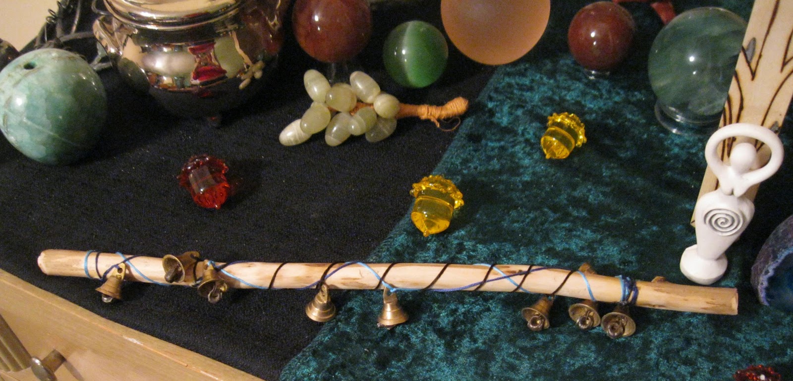 The Pagan Grove: Altar Tools: Making the Bell Branch