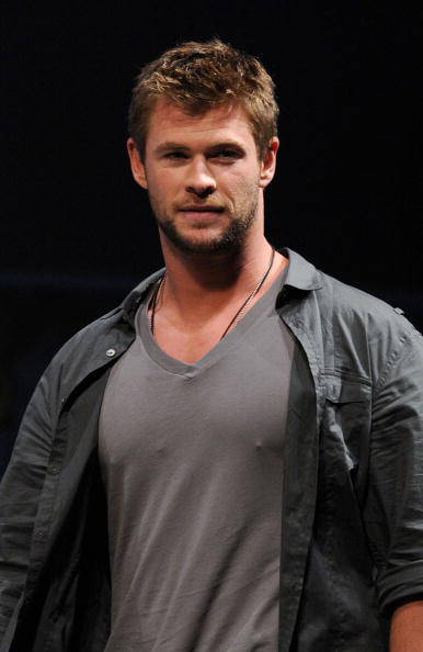 LUMINARIA,a,,, DAVID GANDI: CHRIS HEMSWORTH