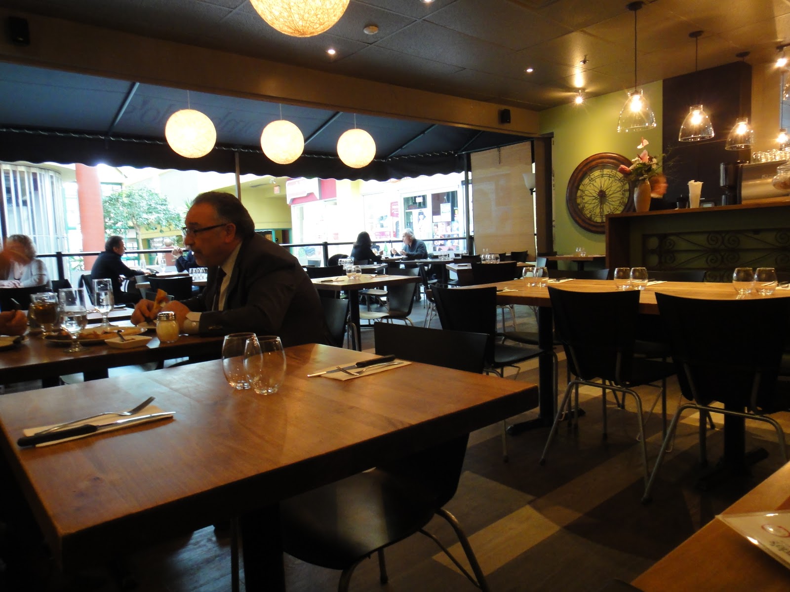 Hippo's Foodprint: Lombardo's Ristorante and Pizzeria