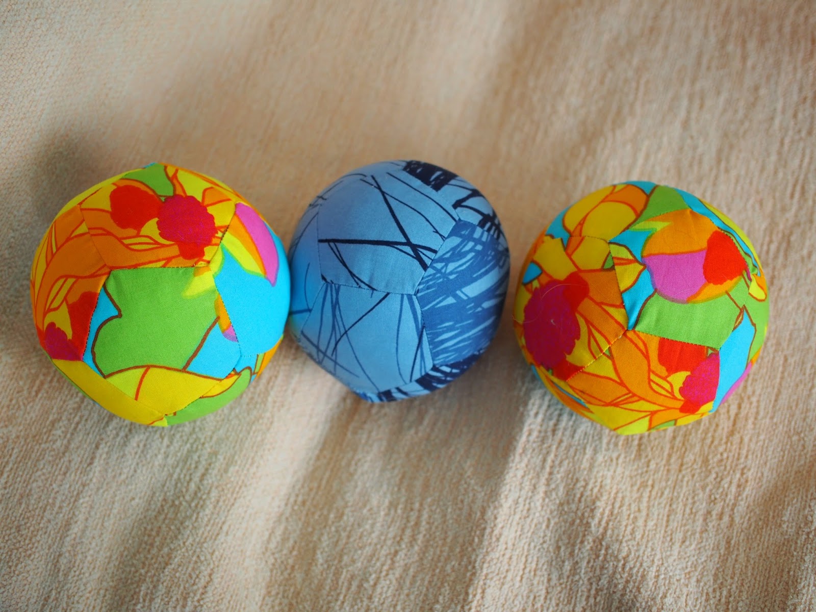 Jatan tapaan : Pallot tilkuista