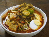 Nusantara Berarena Timur: HIDANGAN SEPINGGAN LENGKAP....