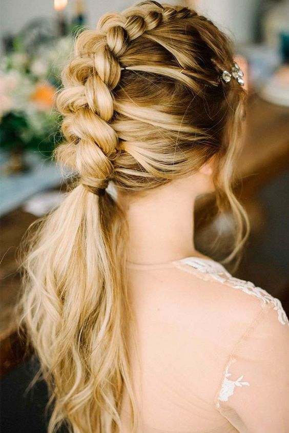30 Effortless Hairstyles To Try This Summer Awesome Outfits Outfit