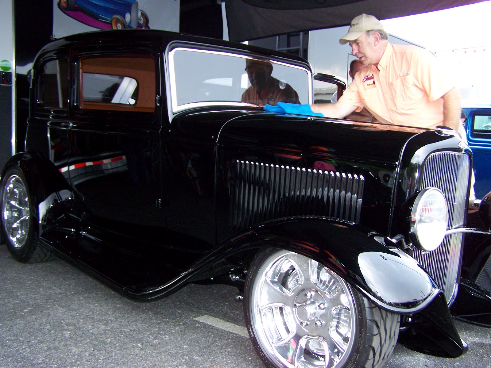 All About Cars: Bobby Alloway 32 Vicky Custom