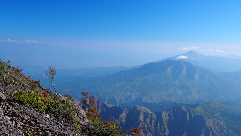 Mount Inerie ~ Malay Travel and Tour
