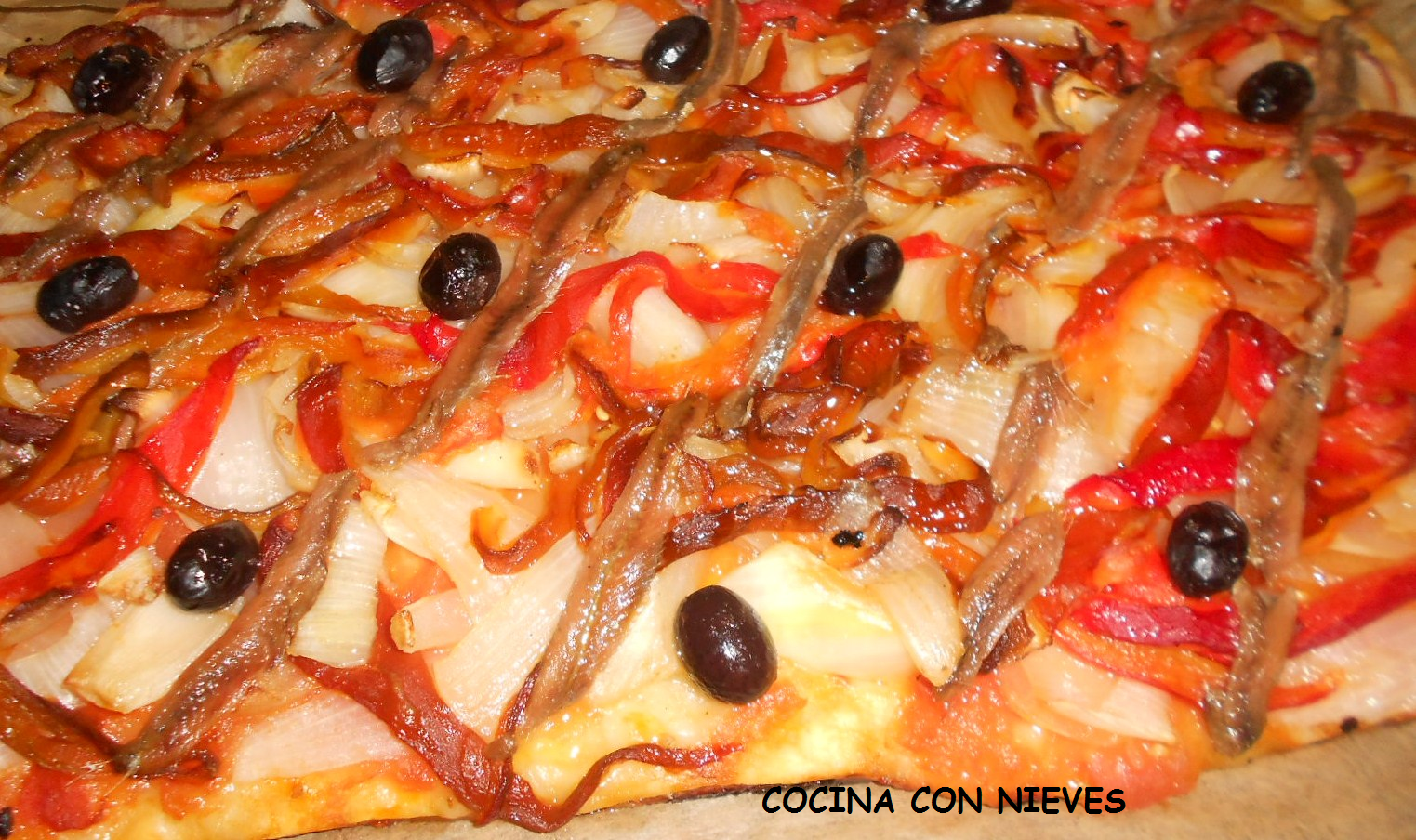 Cocina Con Nieves: Coca de Recapte