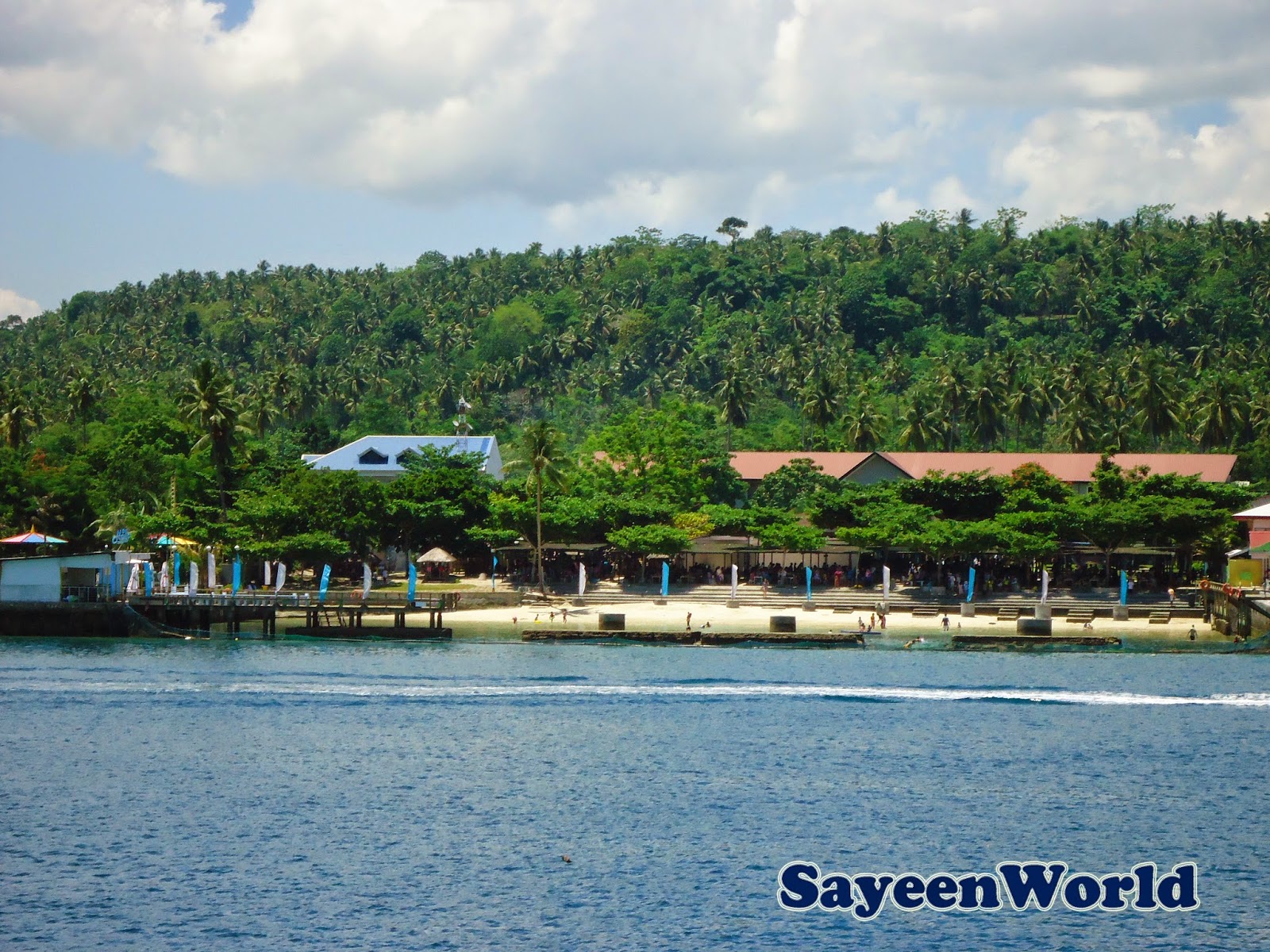SayeenWorld: Camp Holiday, Samal Island - Review