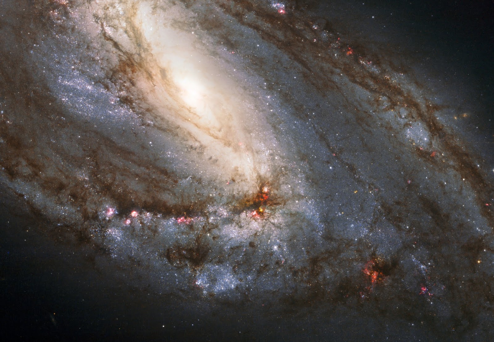 Messier 66.