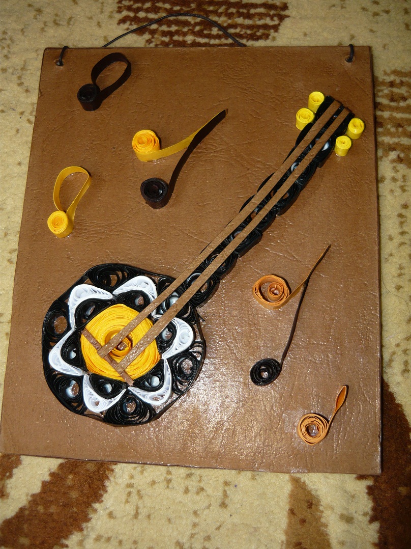 Dorina: Instrumente muzicale din quilling