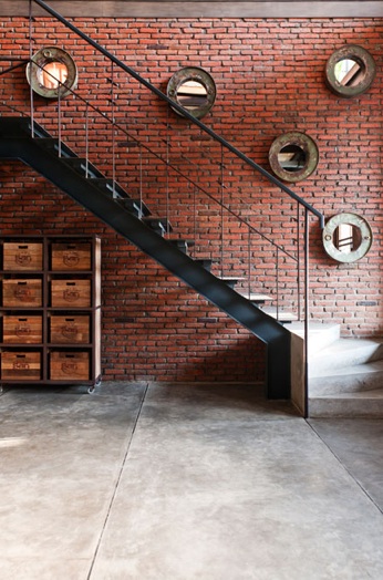 Deep in the Heart of...: Meet Mama San