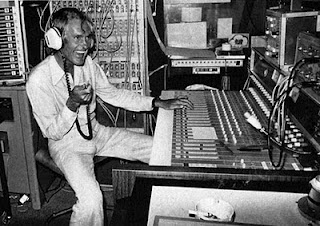 a few years in the Absolute Elsewhere: Kosmische Musik: Timothy Leary ...