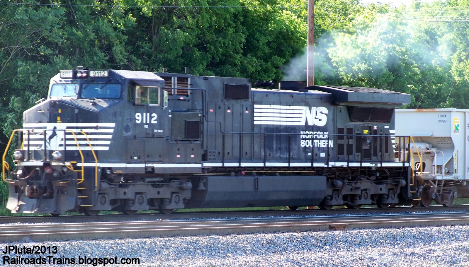 RAILROAD Freight Train Locomotive Engine EMD GE Boxcar BNSF,CSX,FEC ...