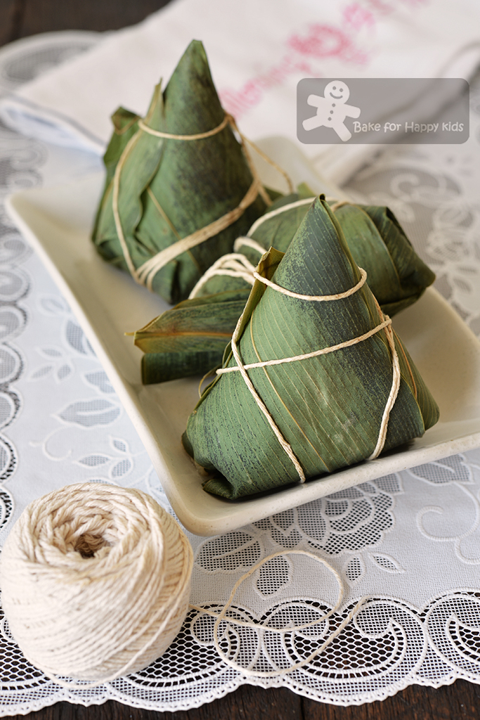 Chicken Nyonya Glutinous Rice Dumpling Bak Chang / ZongZi 鸡肉娘惹粽 - Resep ...