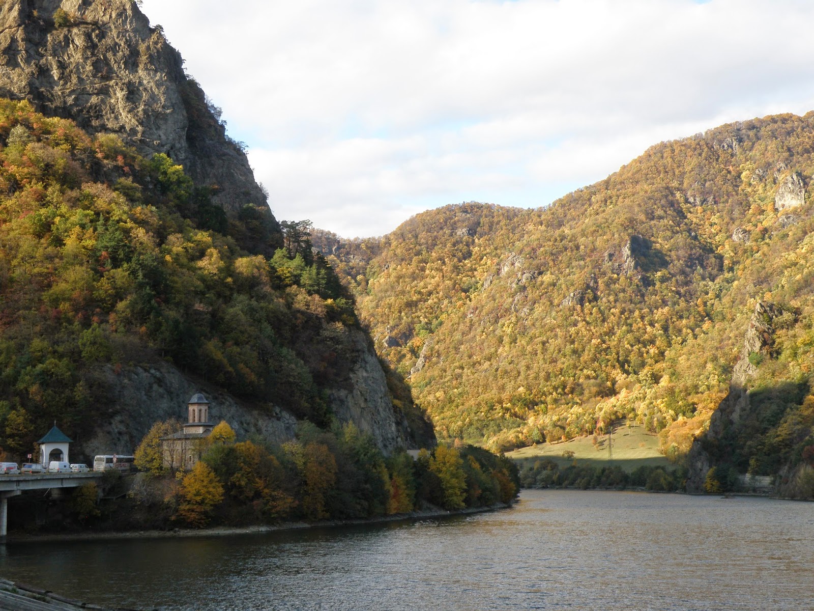 Ligia Rizea: Mănăstirea Cozia